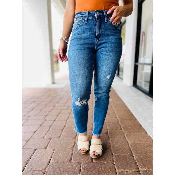 Judy Blue | Jeans | New Judy Blue Sample Howdy Embroidery Boyfriend ...